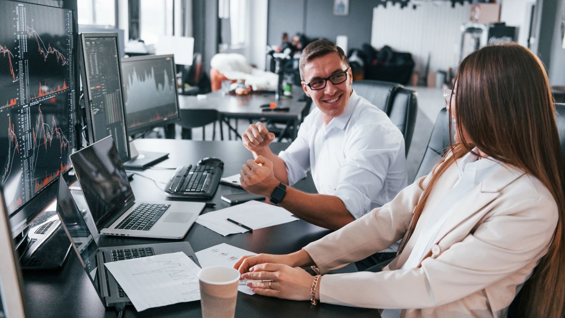 The ultimate onboarding checklist: Set new starters up for success